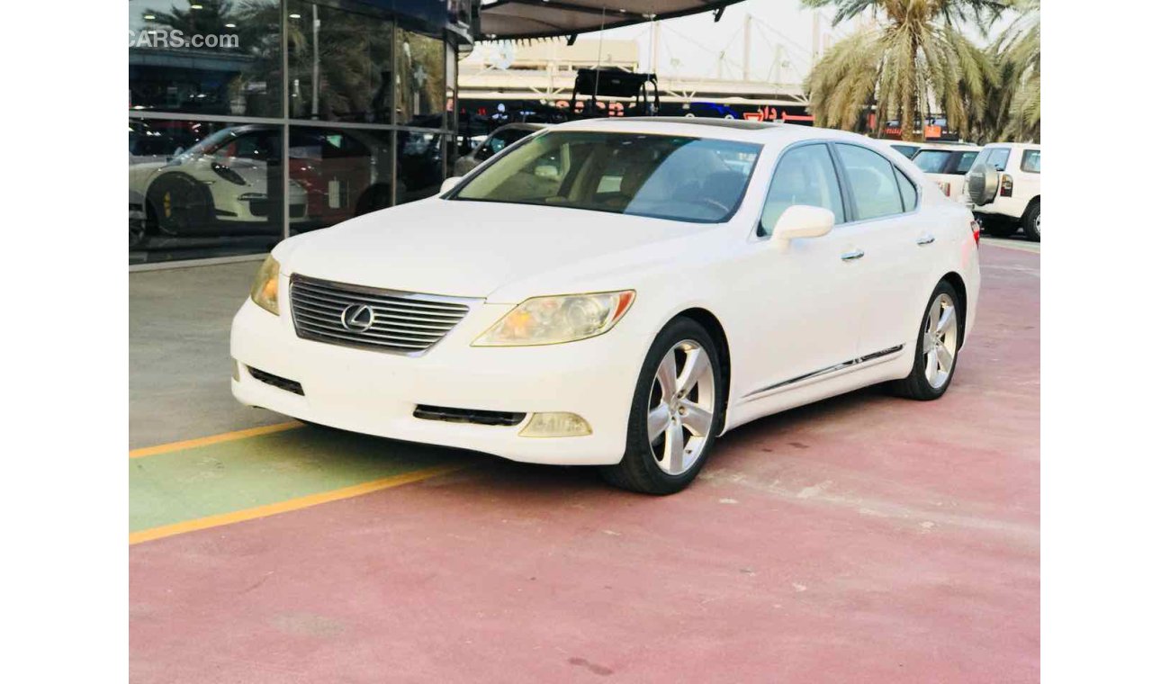Used Lexus LS460 2008 for sale in Dubai - 158926