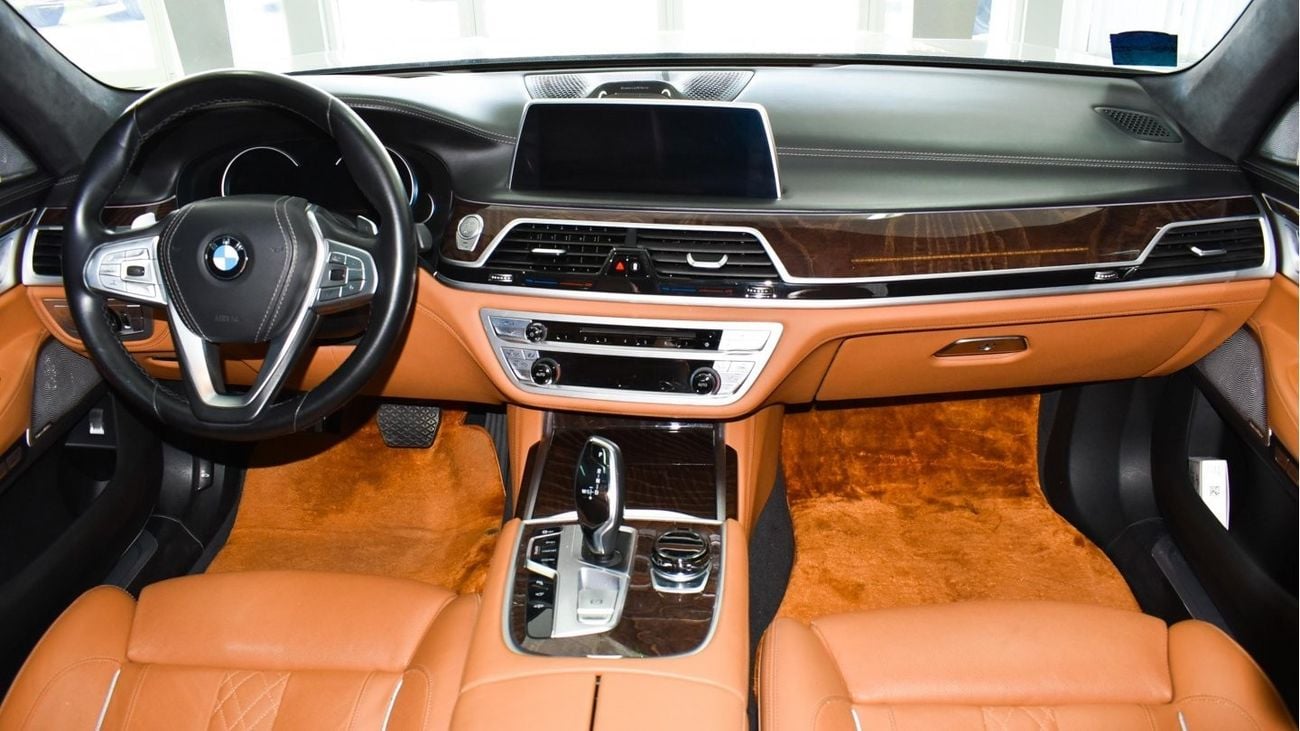 Used BMW 750Li Li XDrive 2018 for sale in Dubai - 507249