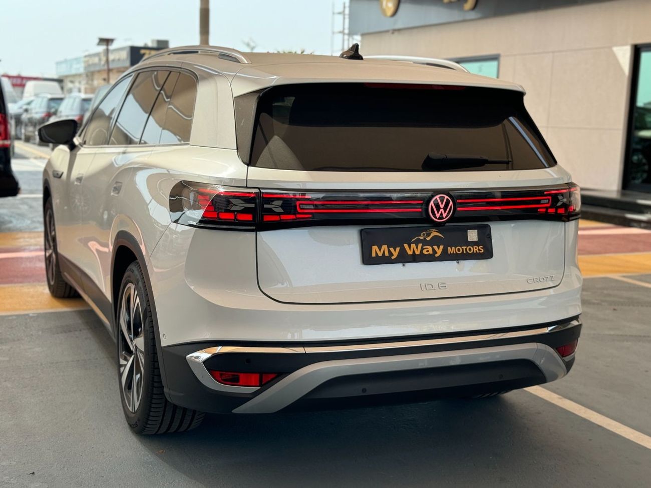 Used Volkswagen ID.6 2022 ID6 PRO 6 SEATER 2022 for sale in Dubai - 773587