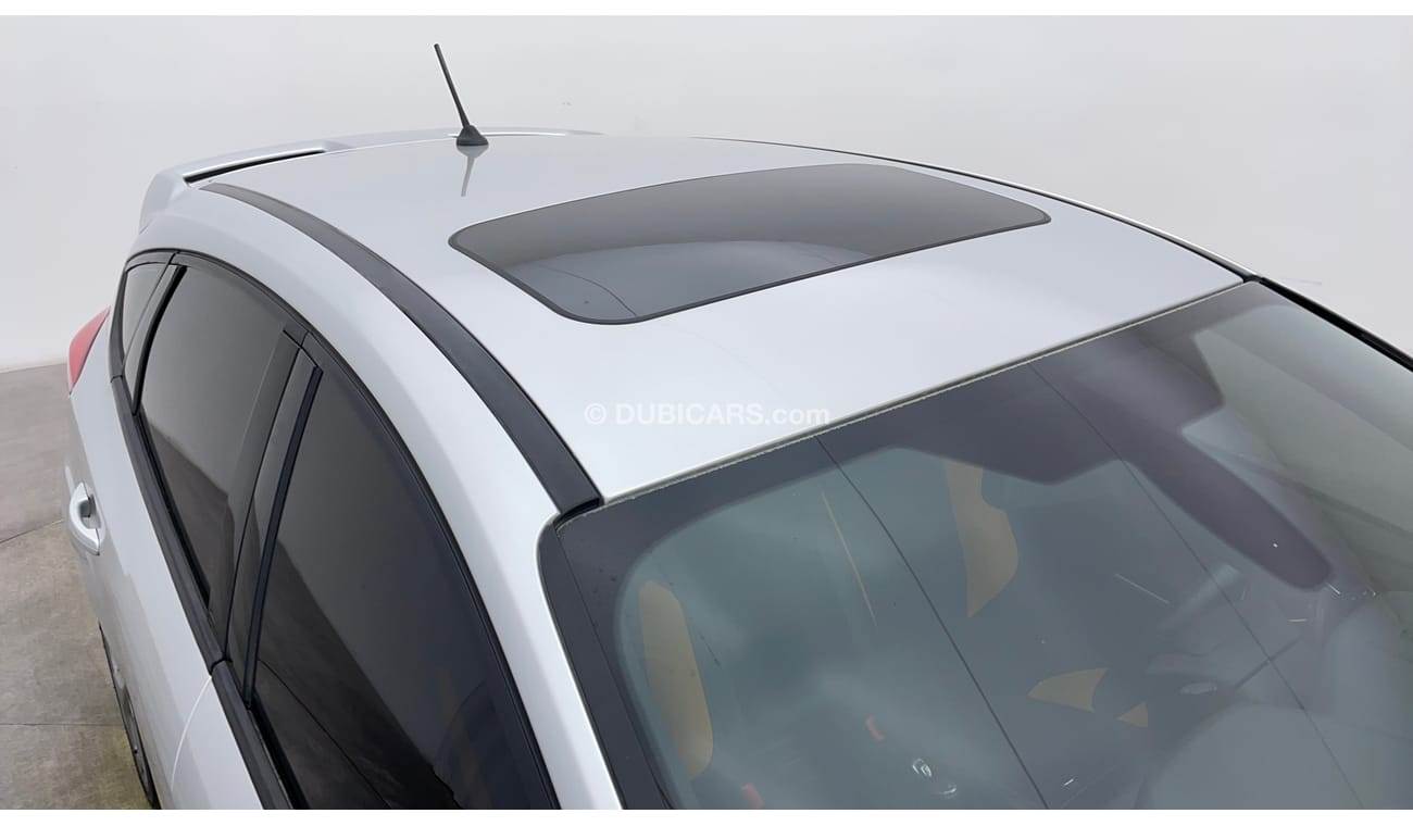 Used Ford Focus ST 2000 2018 for sale in Dubai - 472717