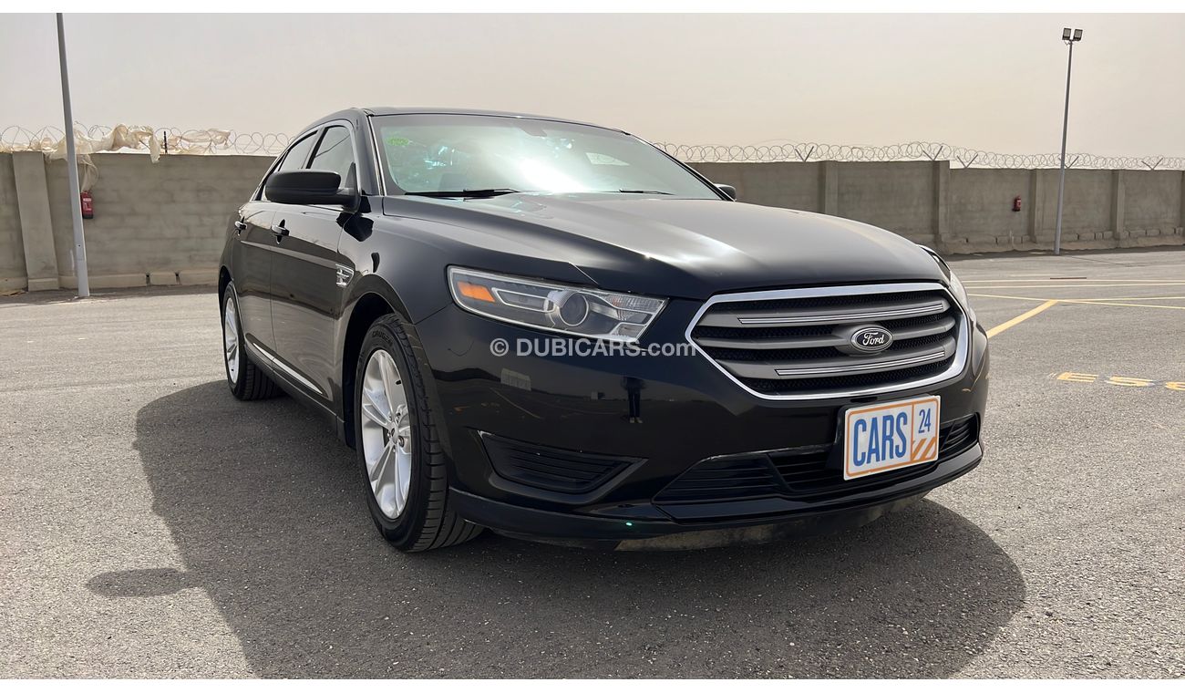 Used Ford Taurus 3500 2017 for sale in Dubai - 567078
