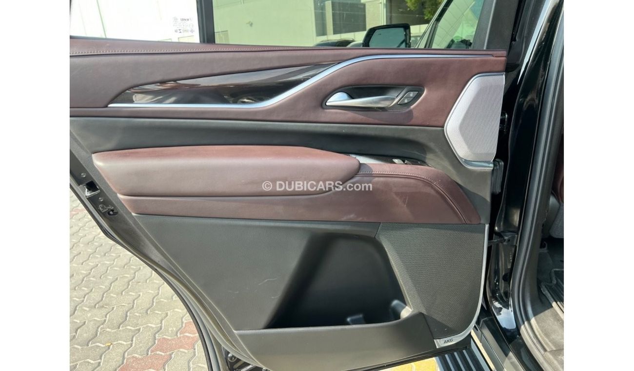 Used Cadillac Escalade 2021 for sale in Sharjah - 696319
