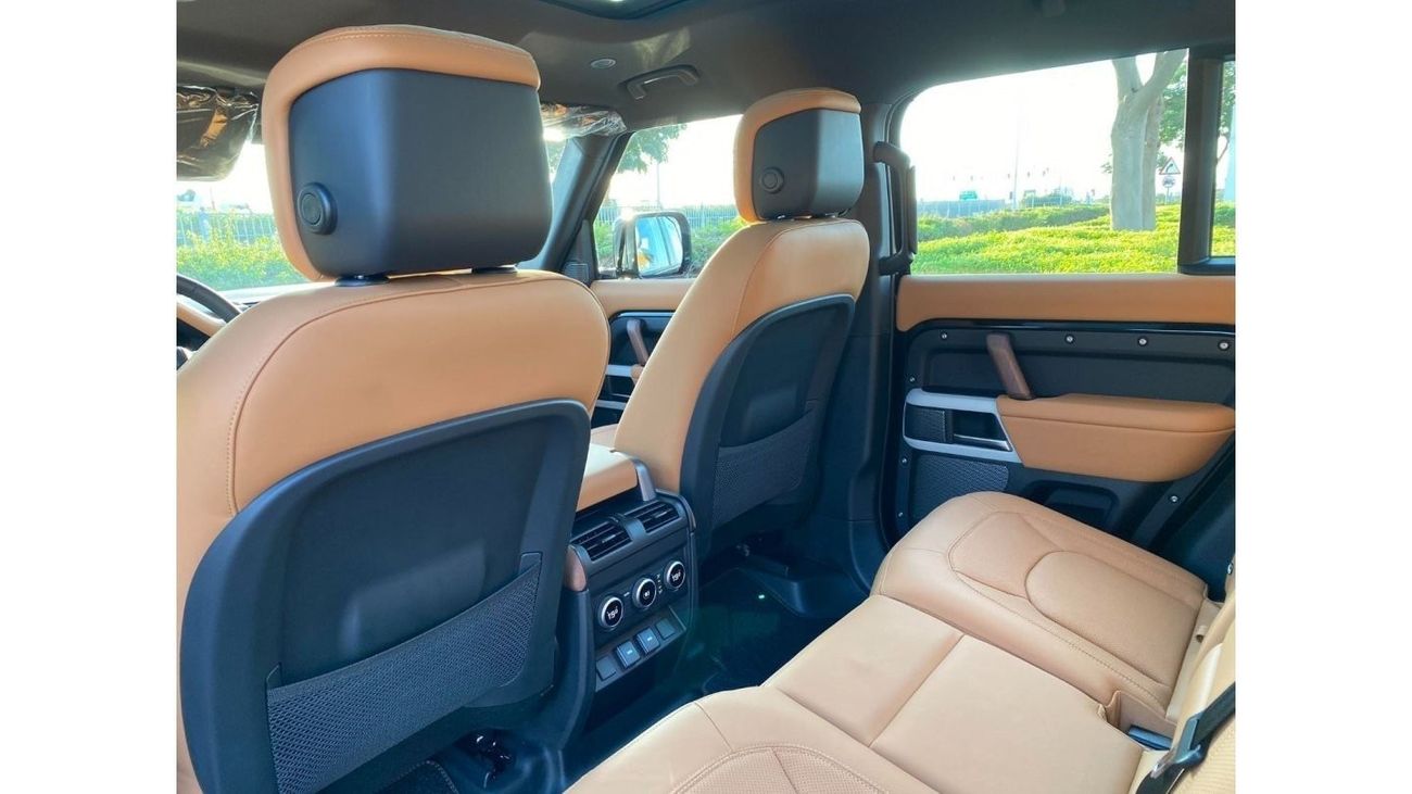 New Land Rover Defender HSE 110 BRAND NEW GCC SPEC UNDER WARRANTY AND ...