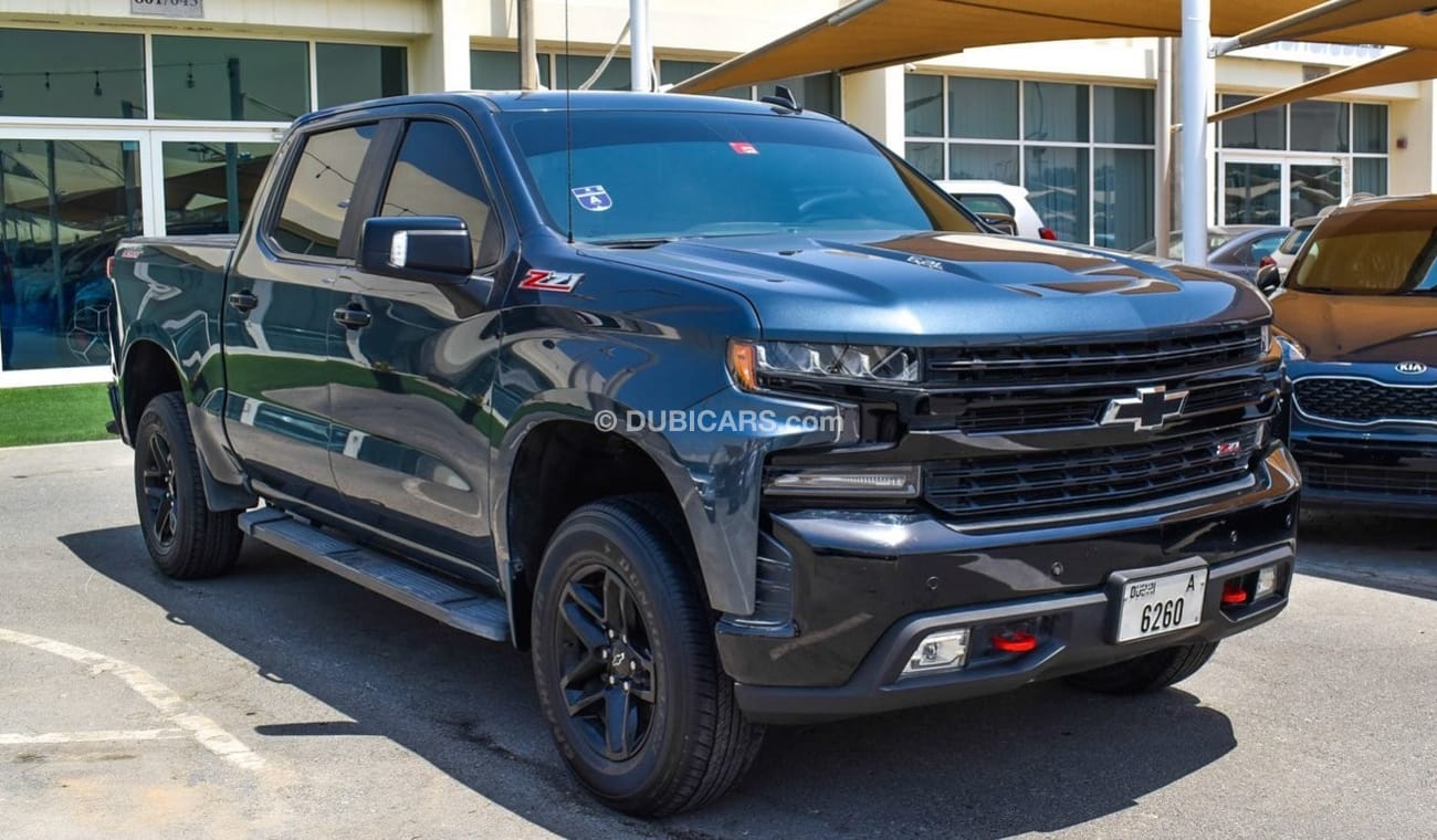 Used Chevrolet Silverado LT Z71 2021 for sale in Dubai - 632269