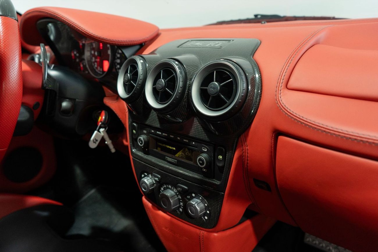 Used Ferrari F430 2009 for sale in Dubai - 756199