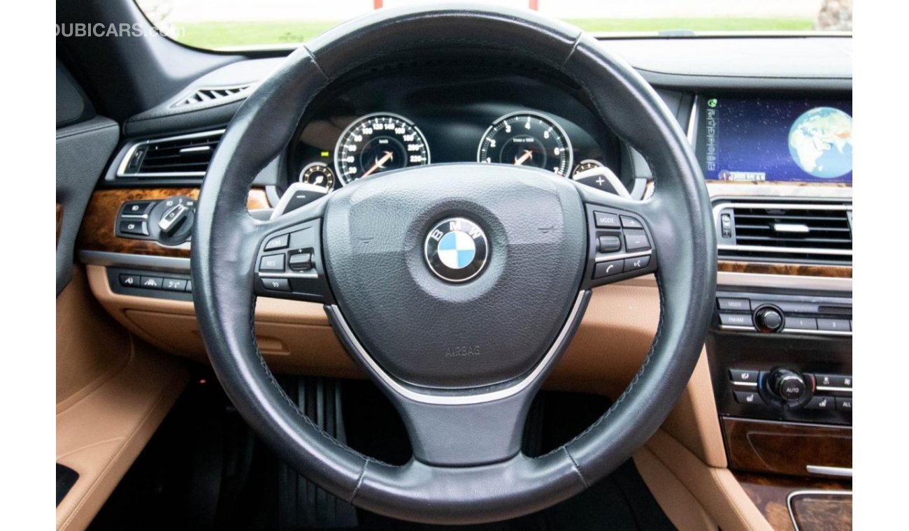 Used BMW 750Li F02 2014 for sale in Dubai - 550156