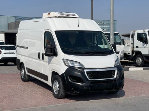 Peugeot Boxer Price in UAE, Images, Specs & Features