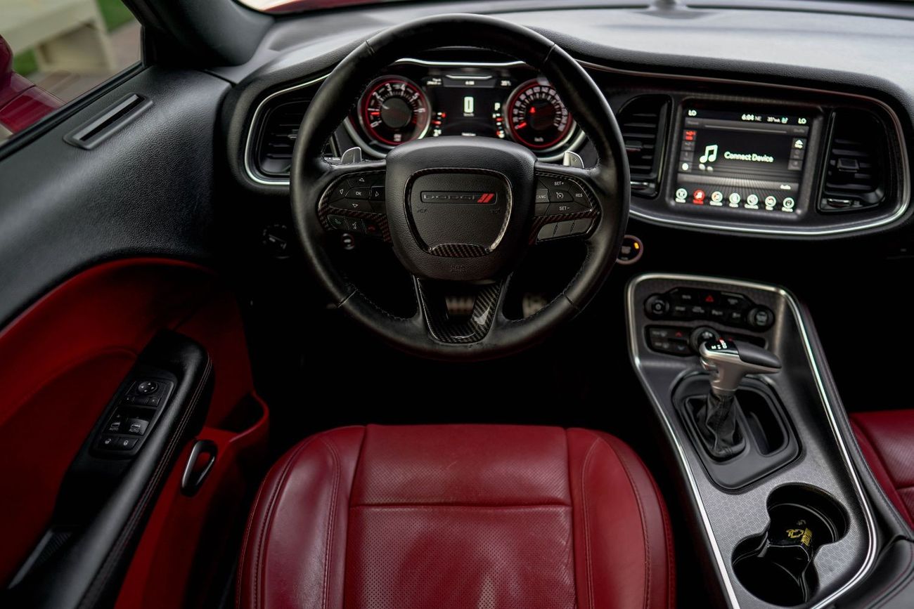 Used Dodge Challenger SXT 2017 for sale in Dubai - 739321