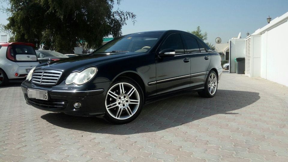 Used Mercedes-Benz C200 2006 for sale in Dubai - 154562