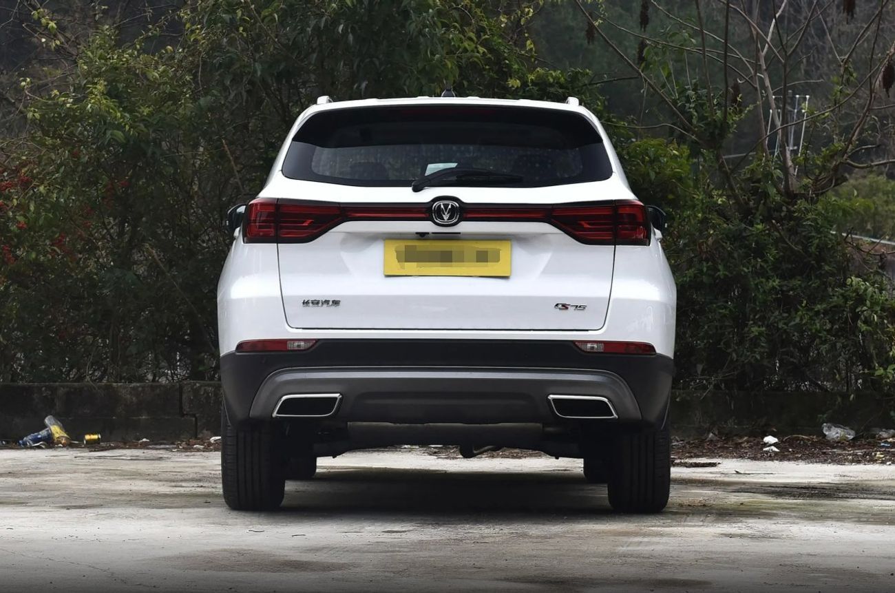 جديدة تشنجان CS75 Changan CS75 2024 Enjoyment Edition 1.5T DCT Luxury 2024 للبيع في دبي - 861841