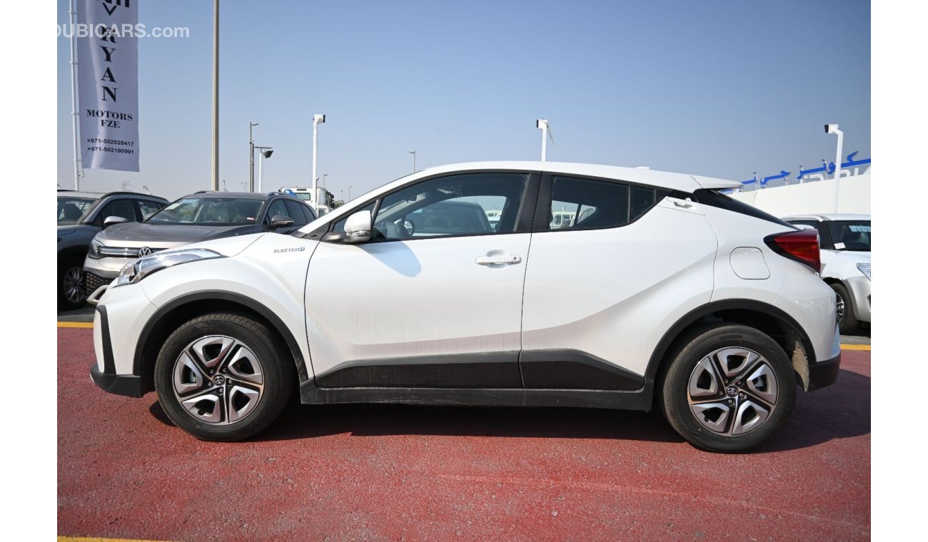 New Toyota IZOA Electric SUV, RWD, 5 Doors, Color White, Model 2022 2022 for sale in Dubai - 569356