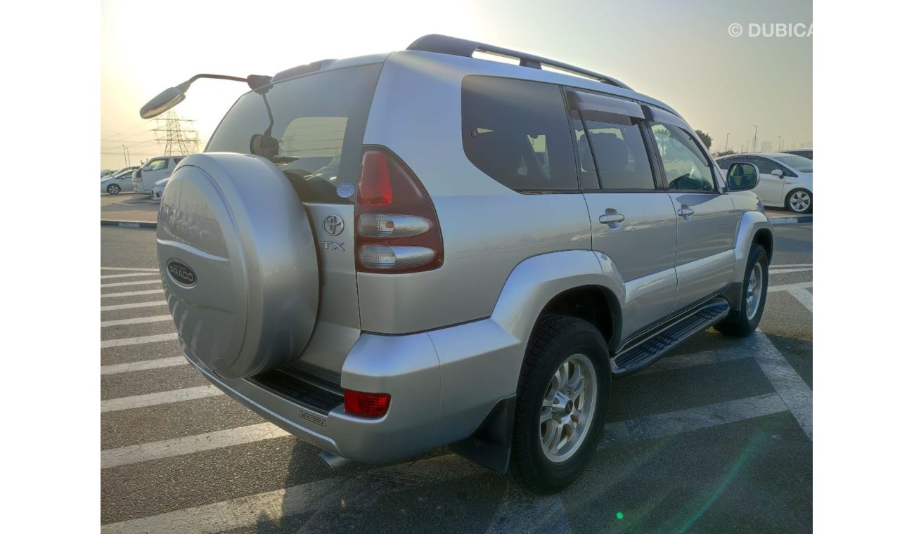 Used Toyota Prado TRJ120-5012697 2005 for sale in Dubai - 567117