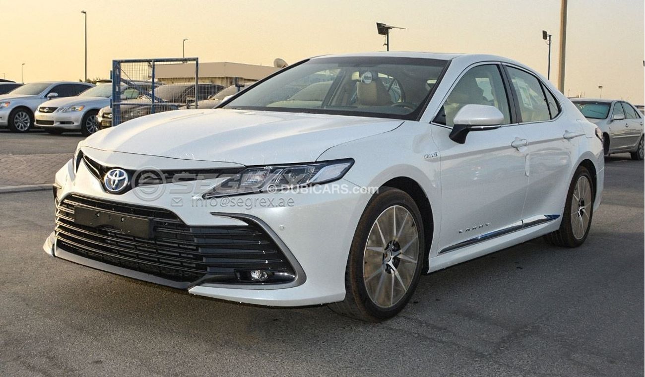 New Toyota Camry LE HEV Avilable for Local registration. 2022 for sale ...
