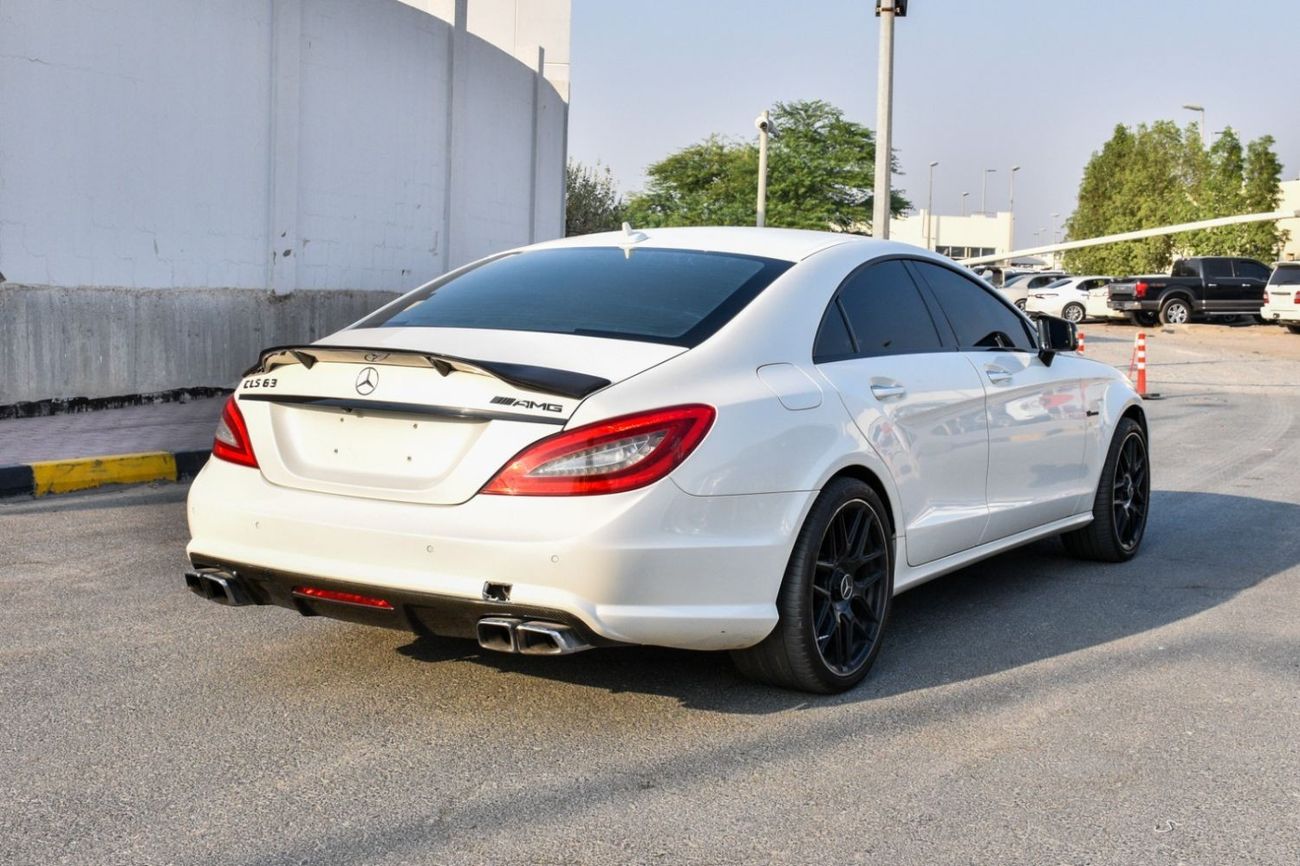 مستعملة مرسيدس بنز CLS 63 AMG Std 2012 للبيع في الشارقة - 774002