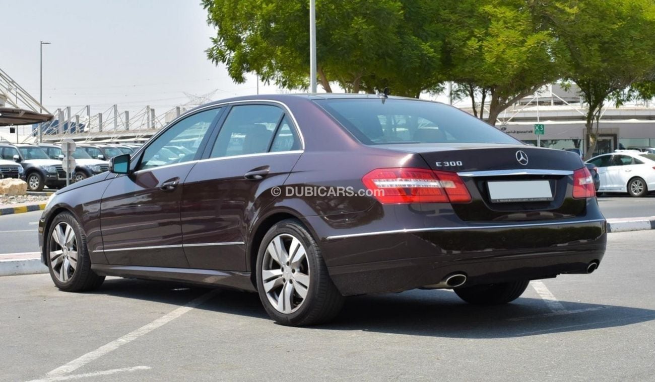 Used Mercedes-Benz E300 2011 for sale in Dubai - 547731