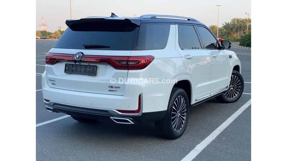 Used Changan CS95 Royal 2022 for sale in Sharjah - 567327