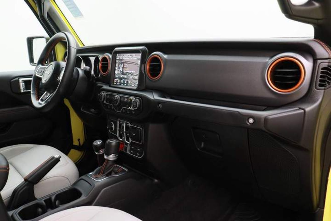 Used Jeep Gladiator Sand Runner 3.6 2023 for sale in Dubai - 858367