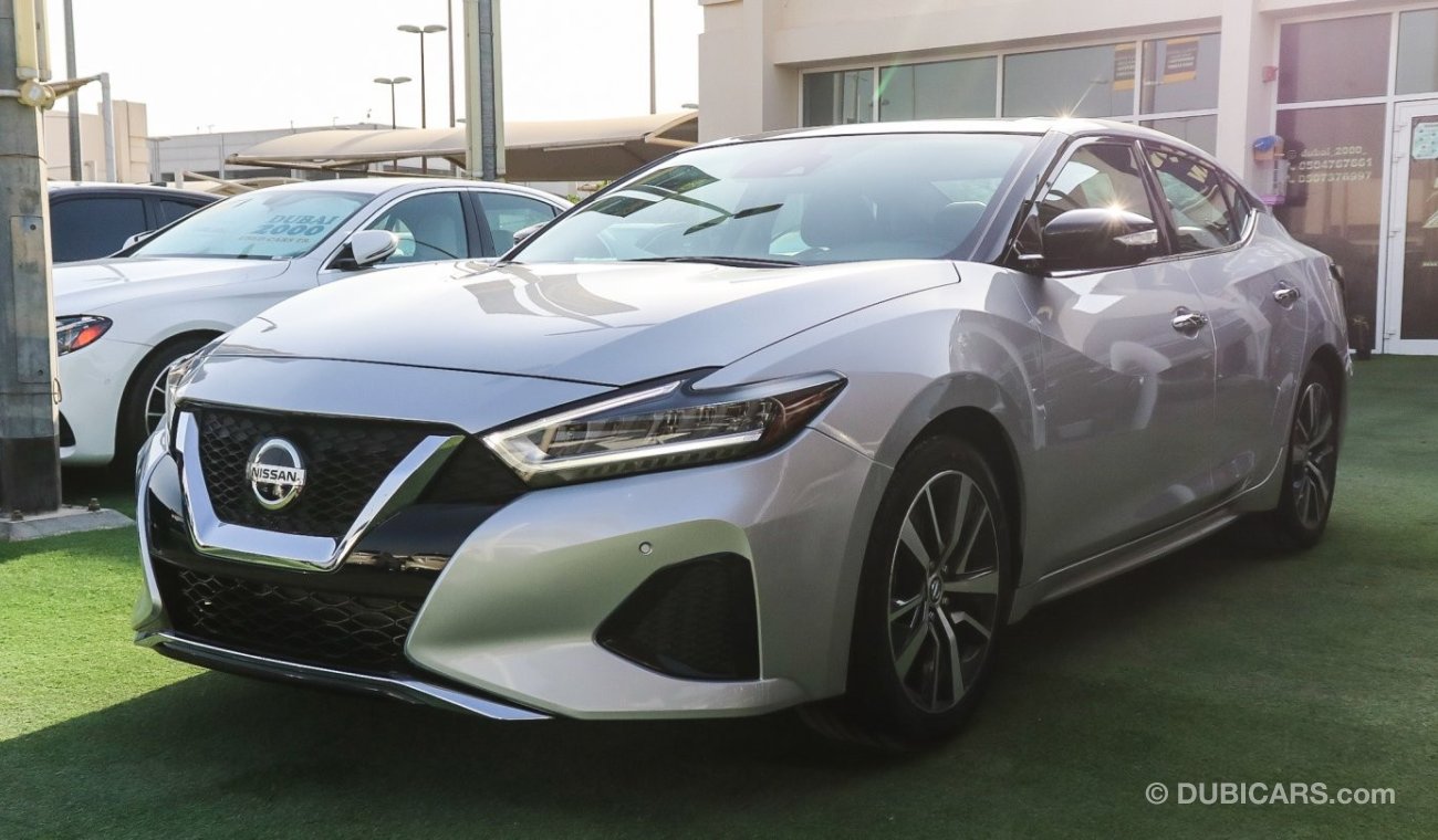 Used Nissan Maxima SL 2020 for sale in Dubai - 435689