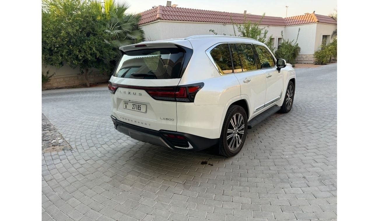 Used Lexus LX600 Signature 3.5L 2024 for sale in Dubai - 796948