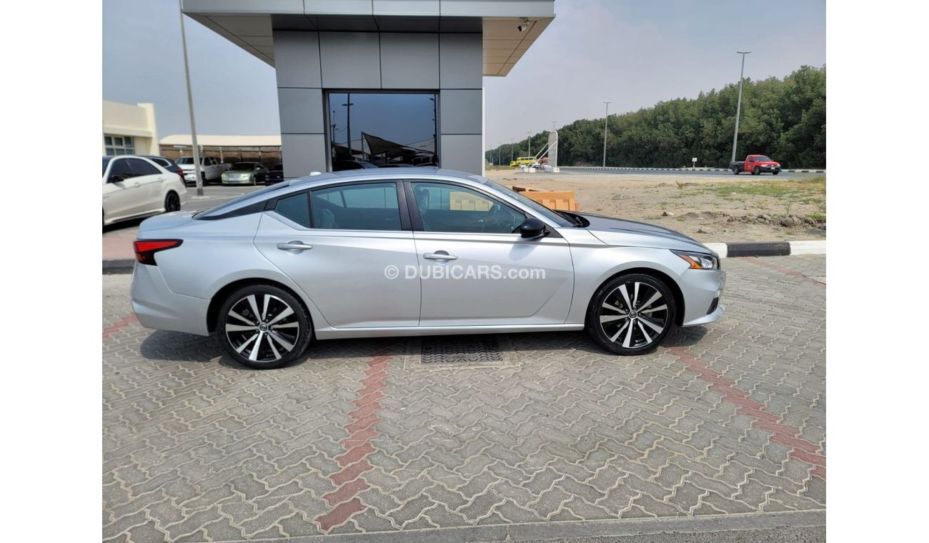 Used Nissan Altima SR Sports Edition 2020 for sale in Dubai - 593915