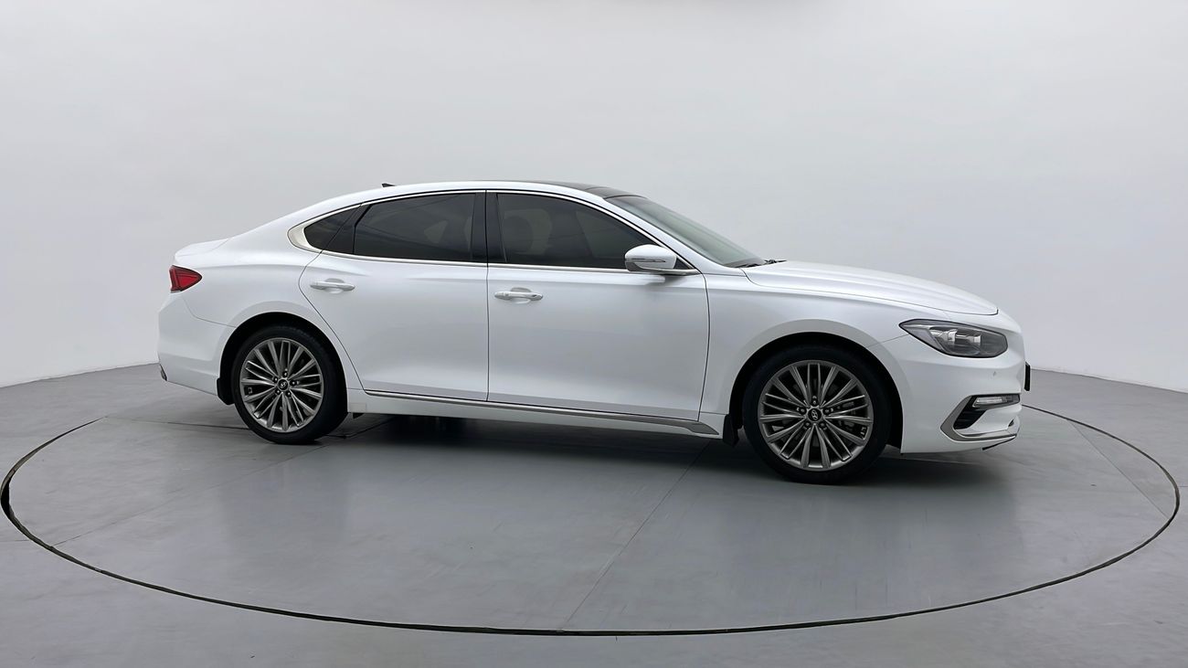 Used Hyundai Azera GLS 3500 2018 for sale in Dubai - 493790