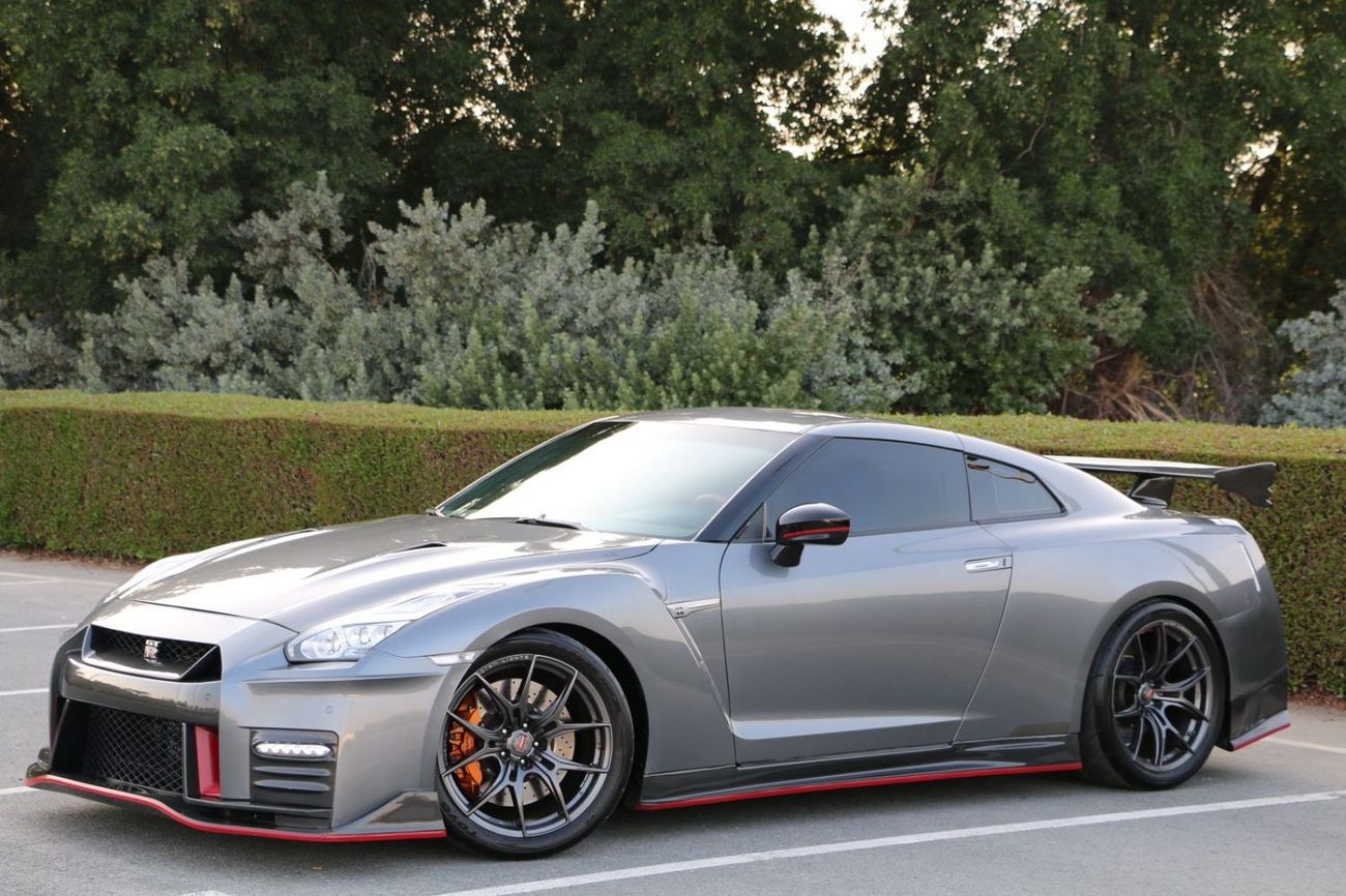 Used Nissan GTR Std NISSAN GT-R 2017 GCC FULL OPTION FULL CARBON FIBER ...