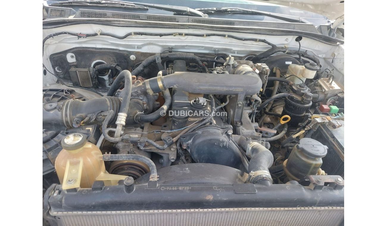 Used Toyota Hilux DC 4WD 2.4L DIESEL MT- (MODIFIED TO ADVENTURE ) 2009 ...