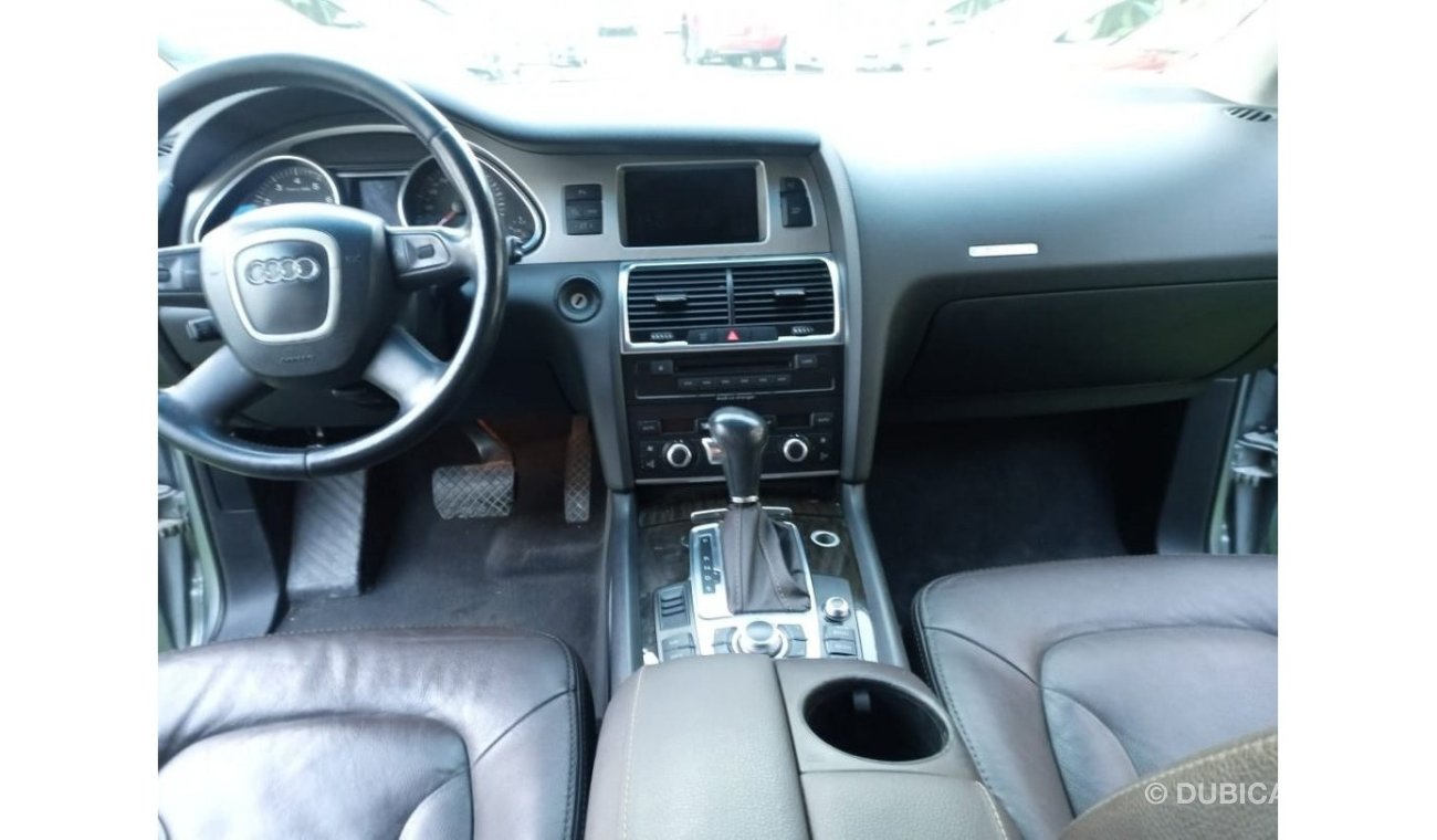 Used Audi Q7 2009 model, GCC panorama, cruise control, sensor wheels, in excellent condition ...