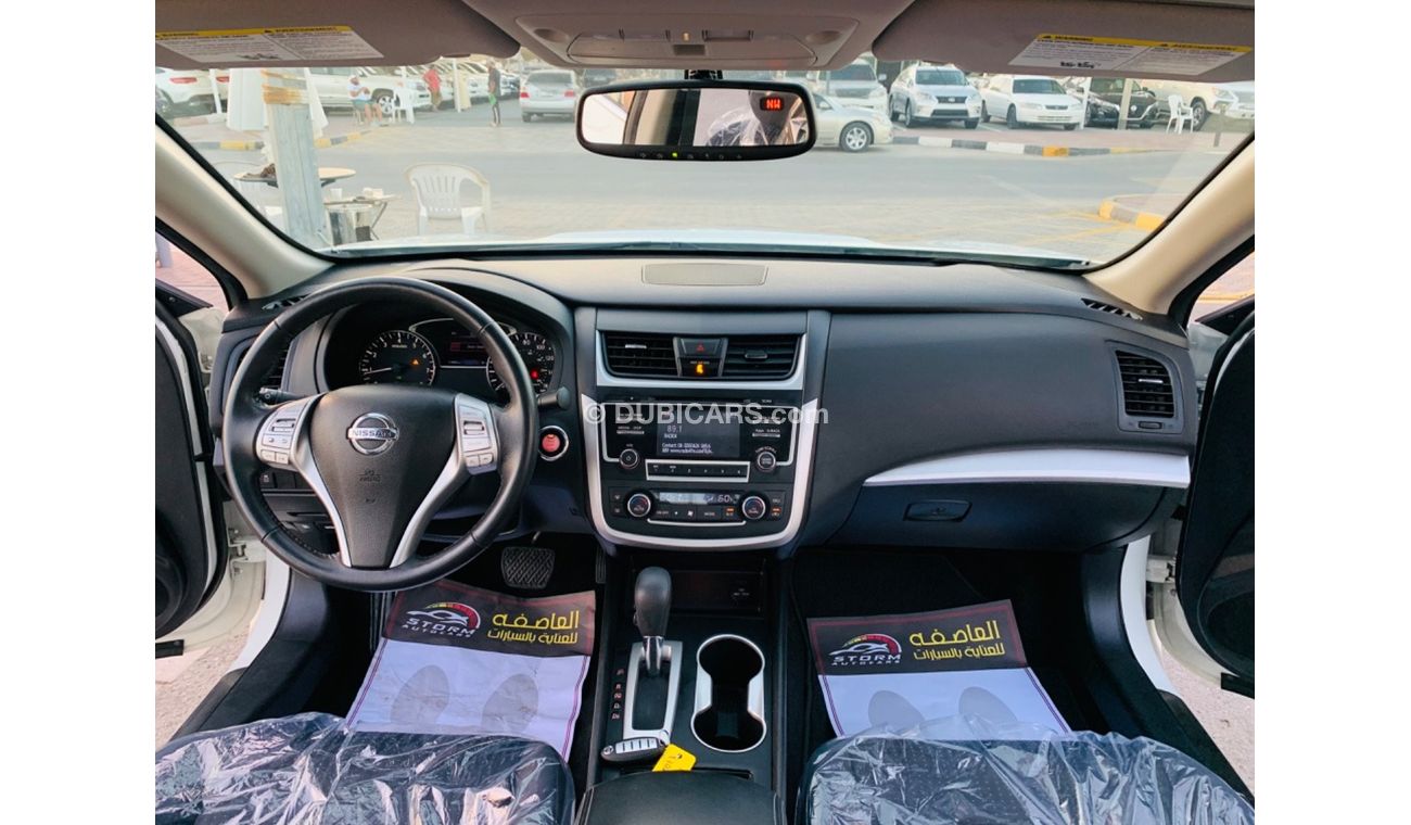 Used Nissan Altima SV 2016 for sale in Sharjah - 564698