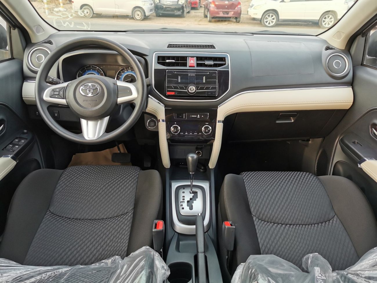 New Toyota Rush G CLASS, 1.5L 4CY Petrol, 17" Rims, Front & Rear A/C ...