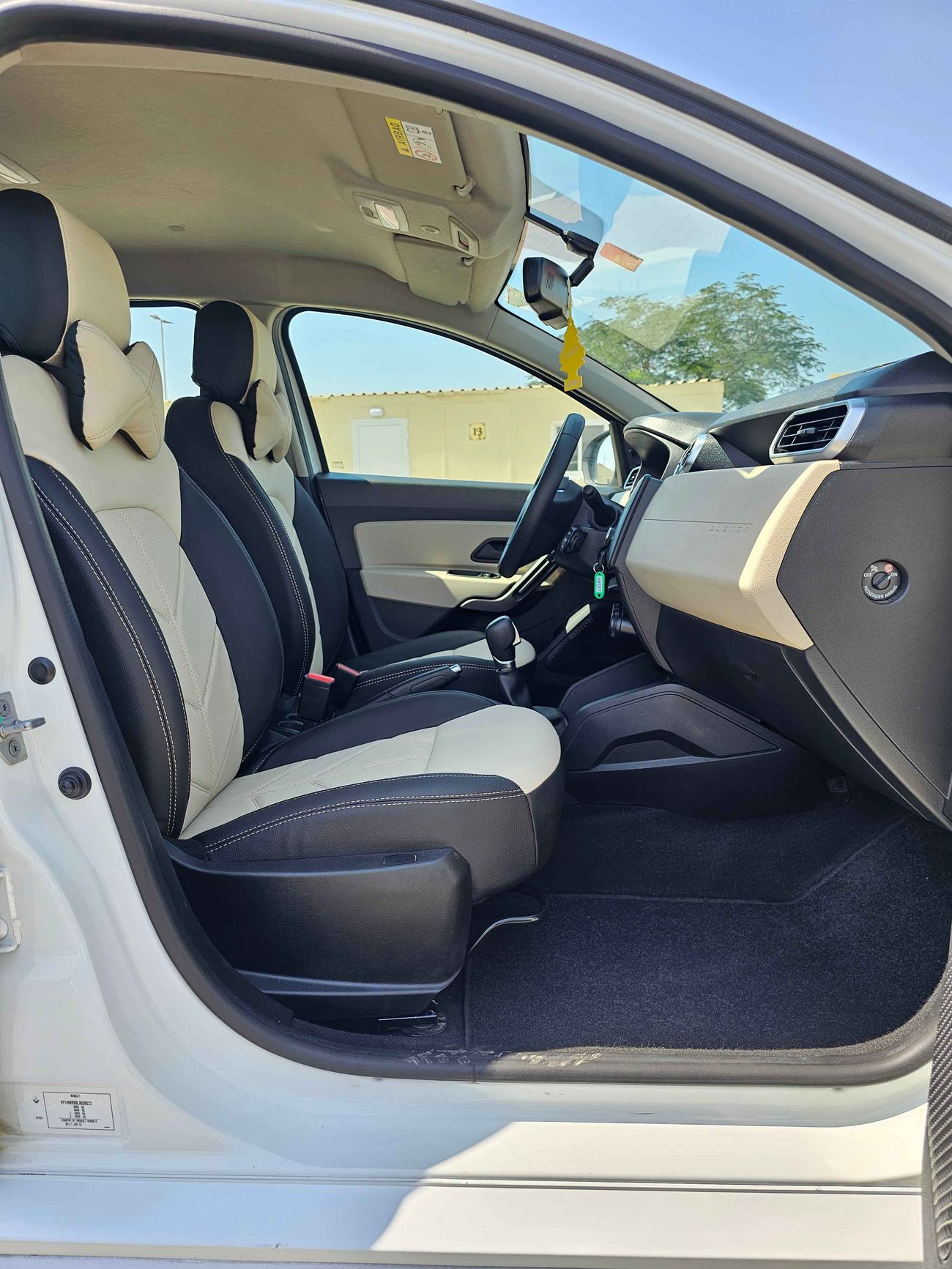 Used Renault Duster / LEATHER SEATS/ ALLOY RIMS/ SAME COLOR BODY/ LOW ...