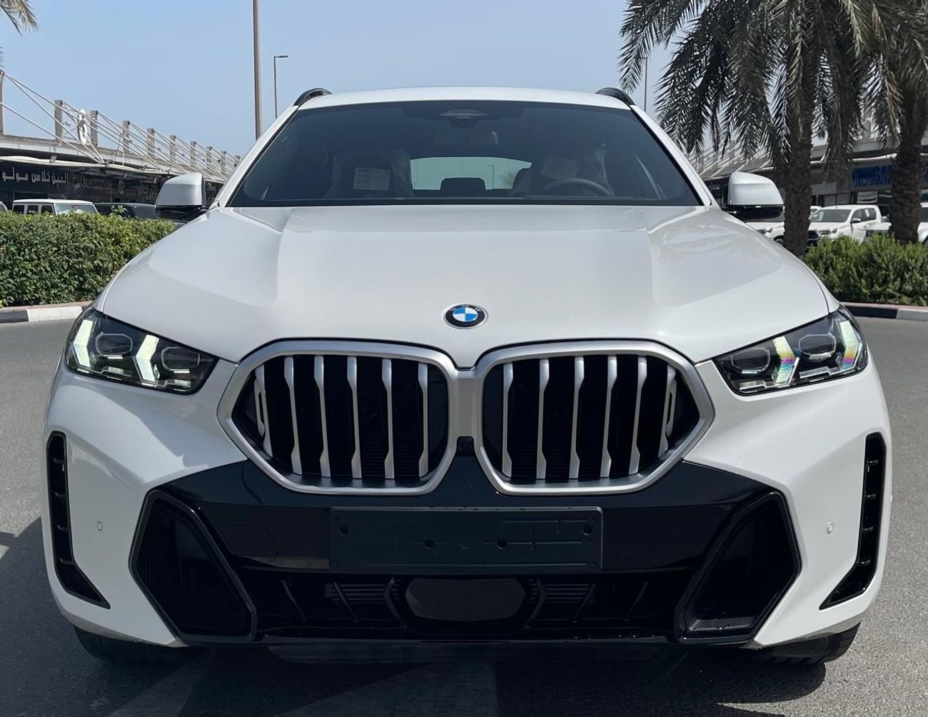 New BMW X6M Std 4.4L 40i M Sport Under Warranty & Service 2025 GCC 2025 for sale in Dubai - 846828