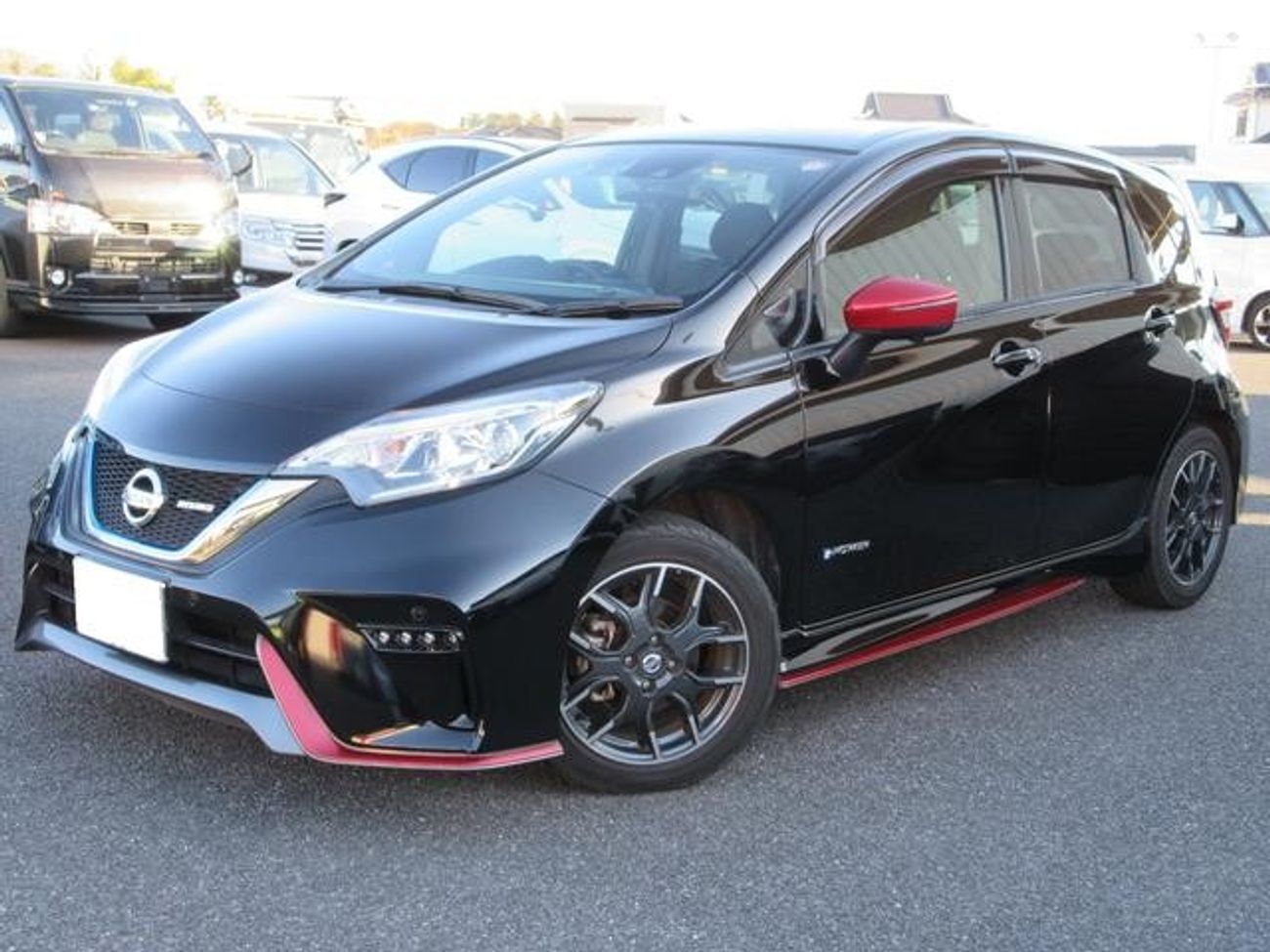 Used Nissan Note HE12 2018 for sale in Japan - 717105