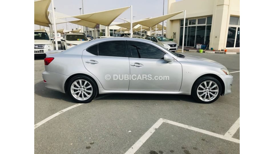 Used Lexus IS300 2007 for sale in Sharjah - 293007