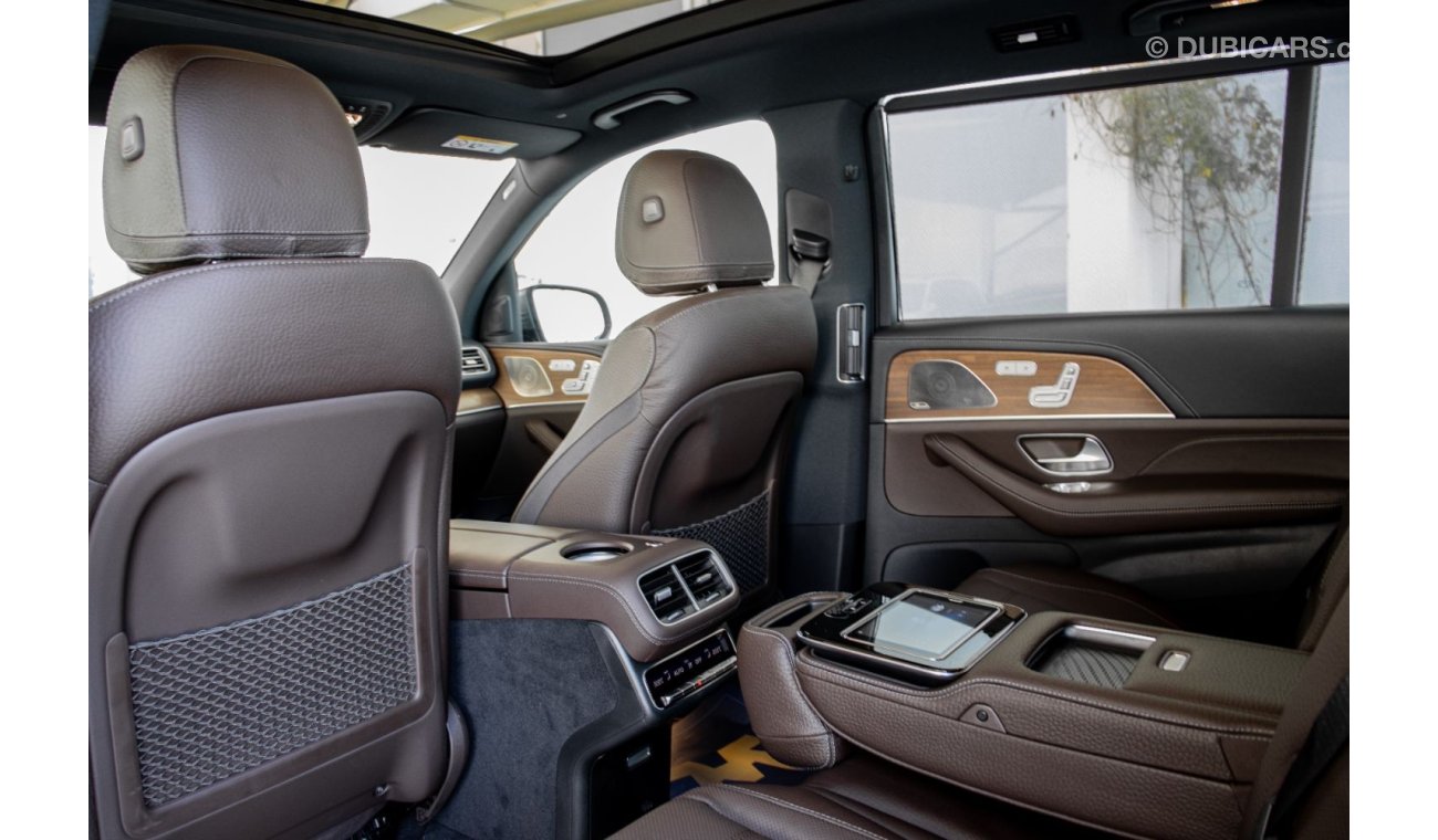 New Mercedes-Benz GLS 580 Premium 2022 for sale in Dubai - 544474