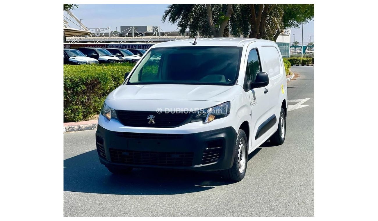 Used Peugeot Partner Long Body 2020 for sale in Dubai - 633691