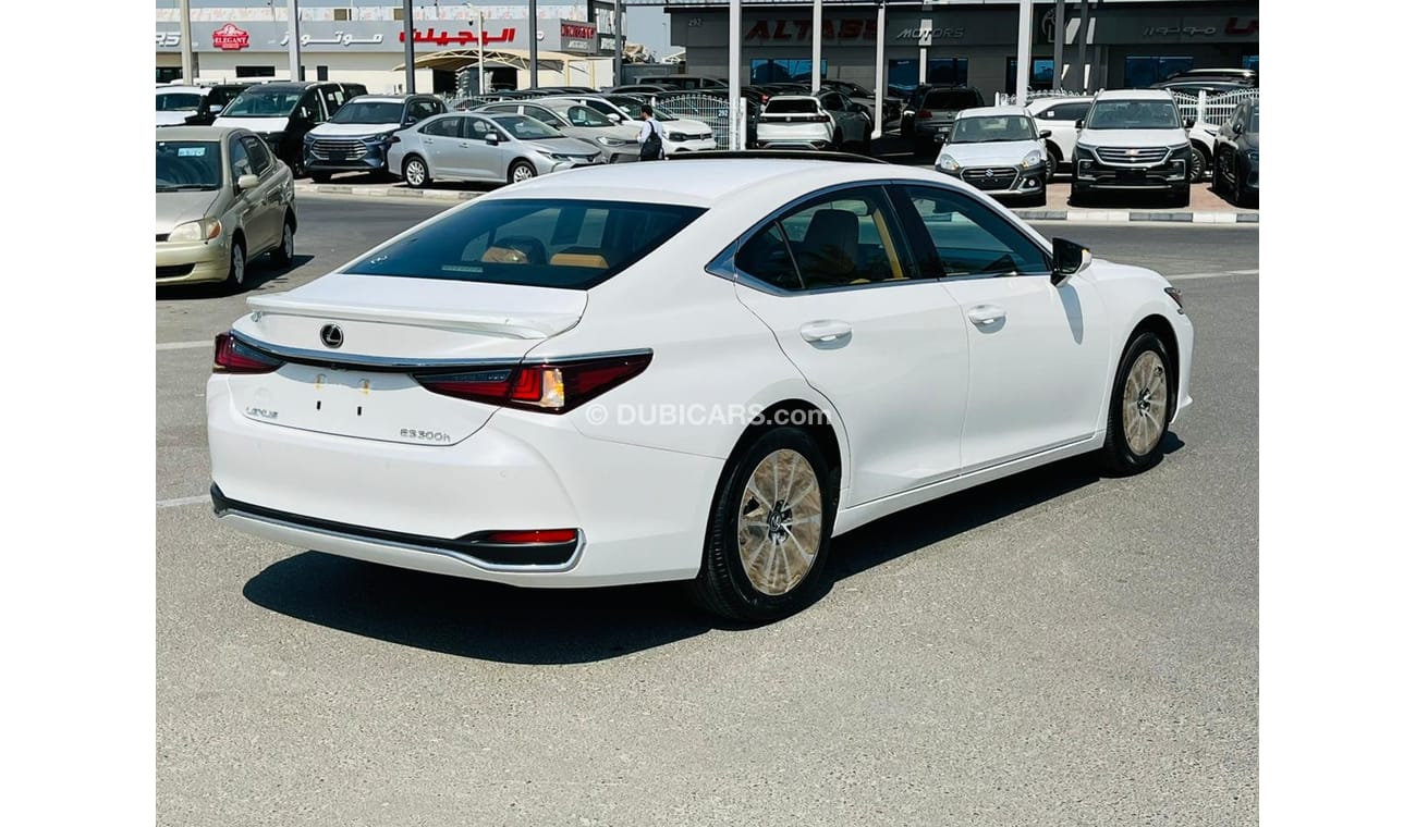 New Lexus ES 300 2.5L HYBRID 2023 for sale in Dubai - 670595