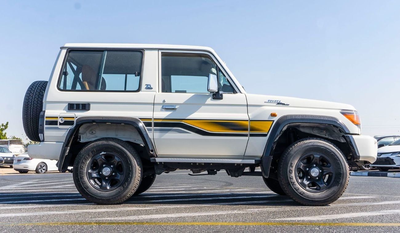 New Toyota Land Cruiser 70 2022 Toyota LC71 4.0L Petrol with leather seat (70th Anniversary ...