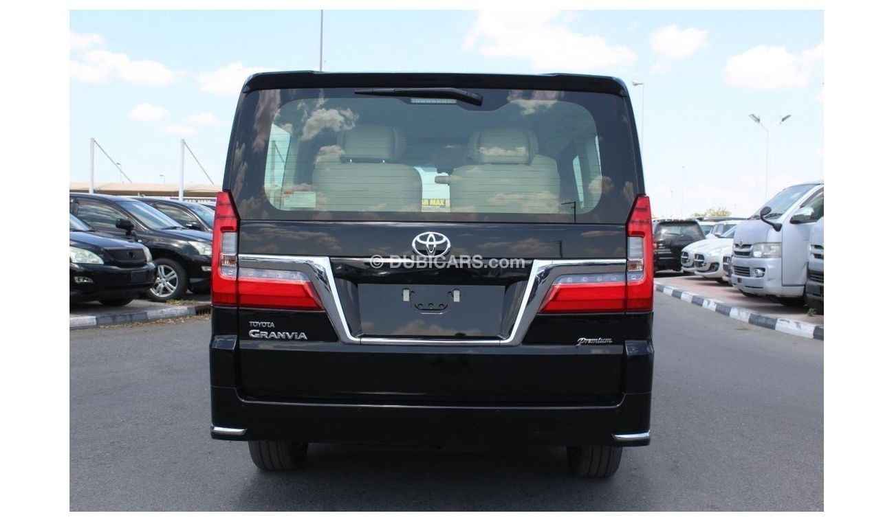 New 2023 TOYOTA GRANVIA 3.5L AT PRL PREMIUM 2023 for sale in Dubai - 600345