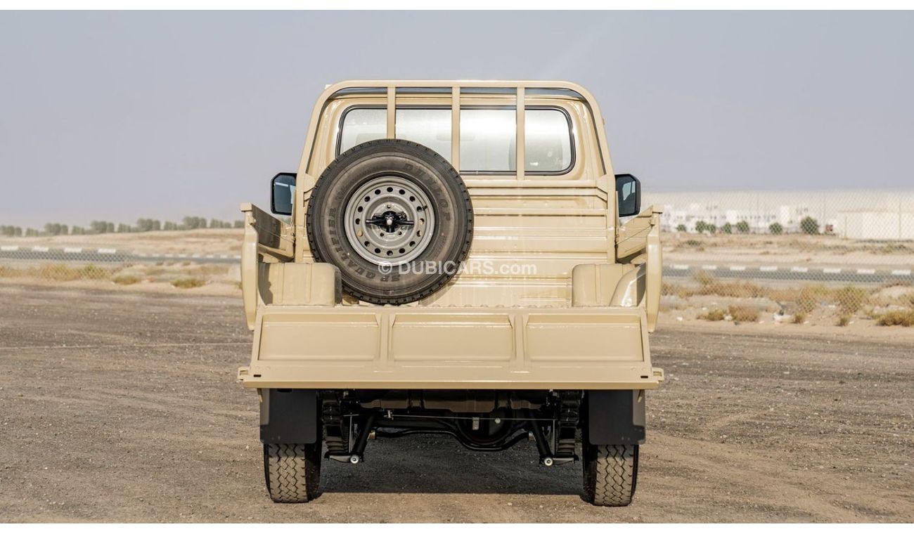New Toyota Land Cruiser Pick Up New Shape 2024YM V6 Petrol Available in ...
