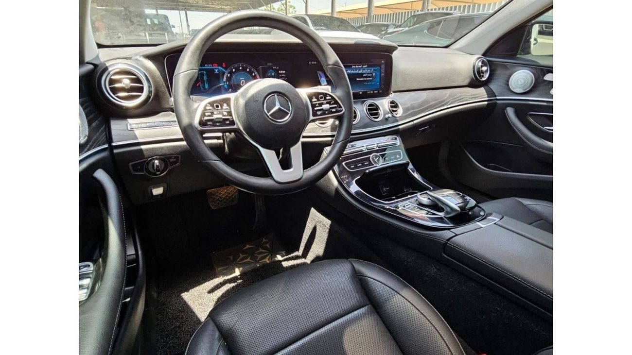 Used Mercedes-Benz E300 Premium 2020 for sale in Dubai - 738284