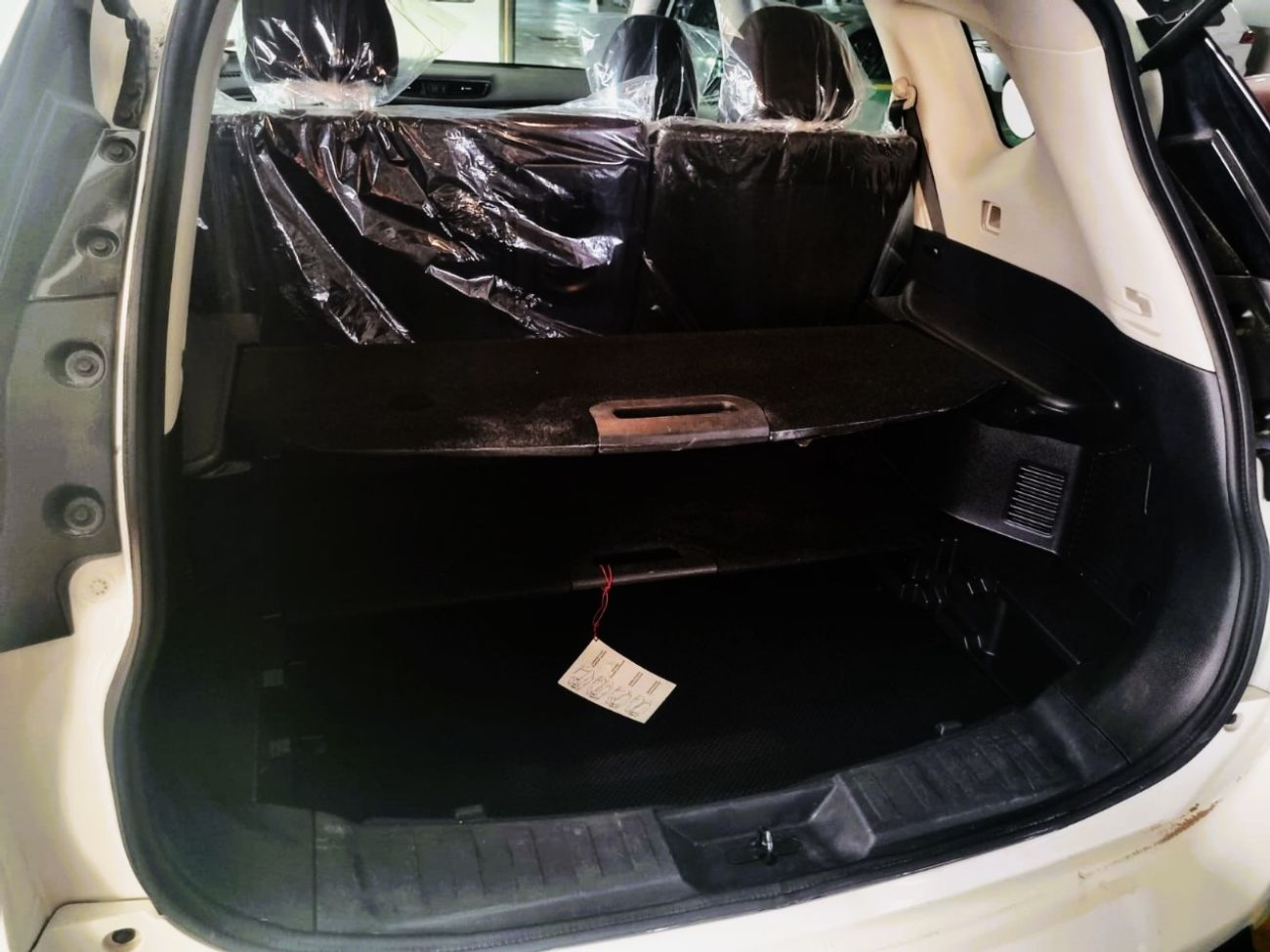 Used Nissan Rogue Base 2020 for sale in Dubai - 719758