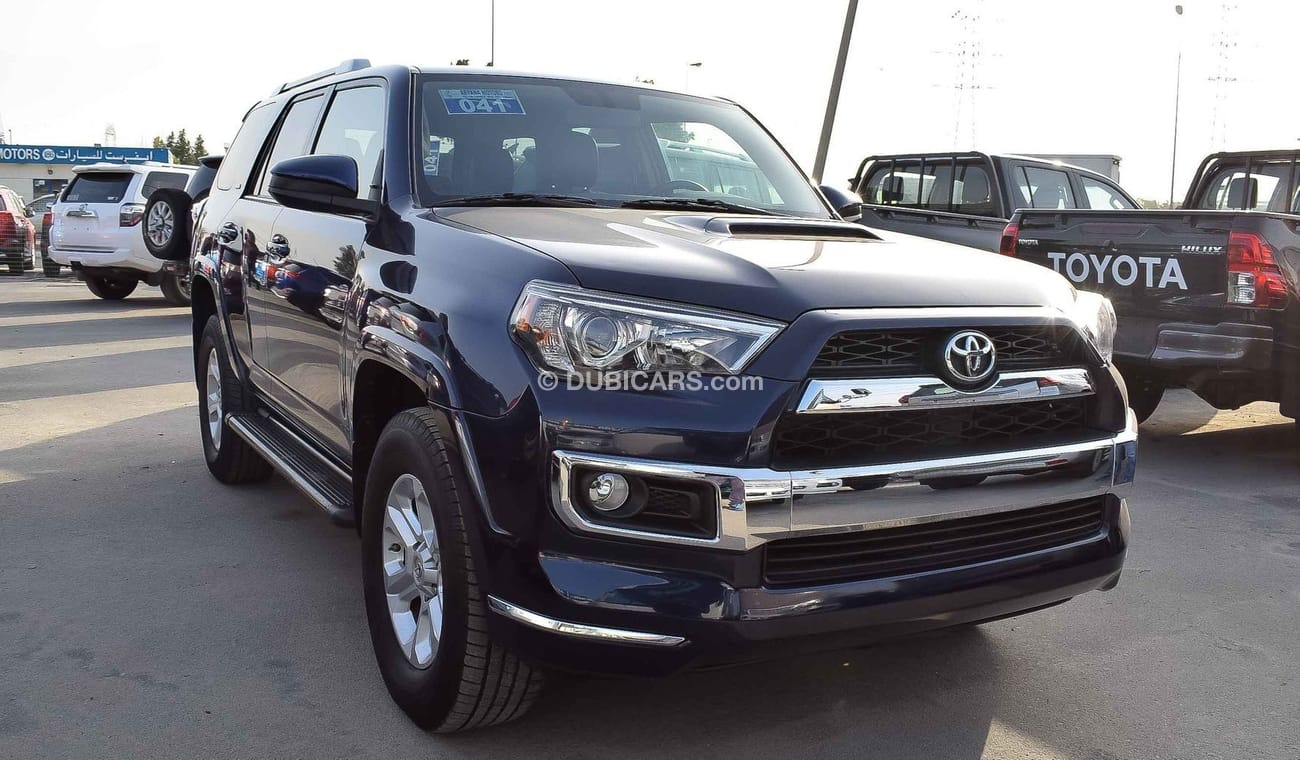 Used Toyota 4Runner 2014 for sale in Dubai - 214023