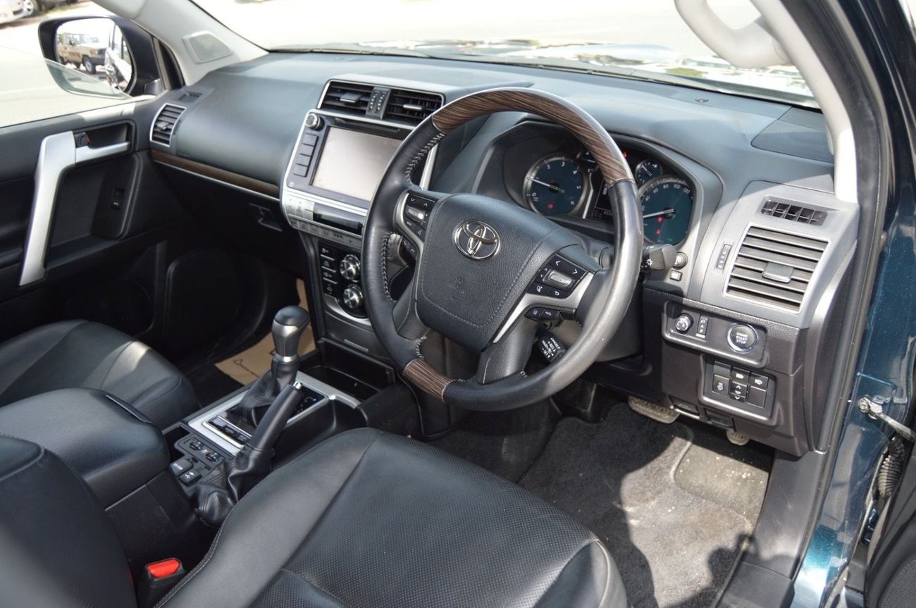 Used Toyota Prado VXR Full option diesel engine 2020 for sale in Dubai ...