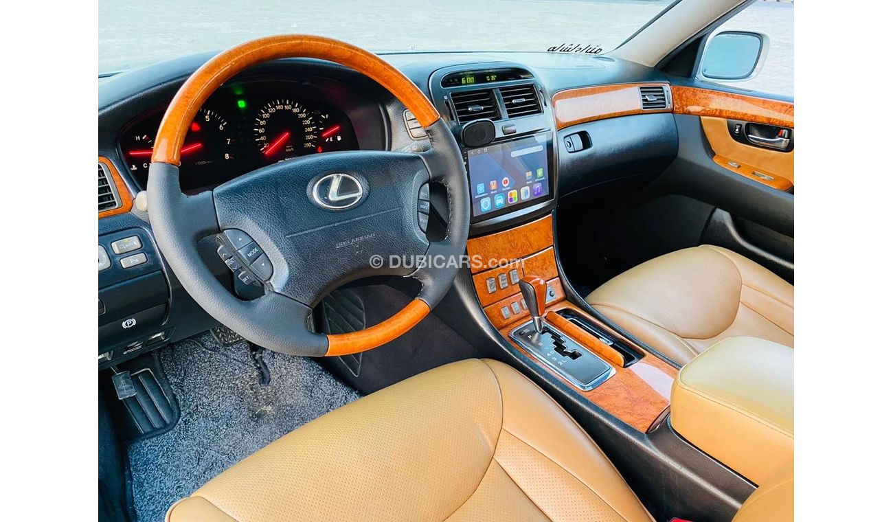 Used Lexus LS 400 2003 for sale in Dubai - 665802