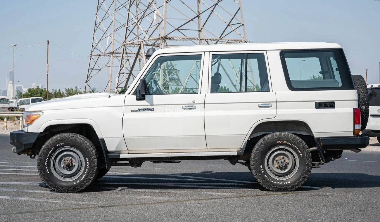 Used Toyota Land Cruiser 70 LC76 4.2D MT MY2019 - WHITE (VC: LC764.2D_3 ...