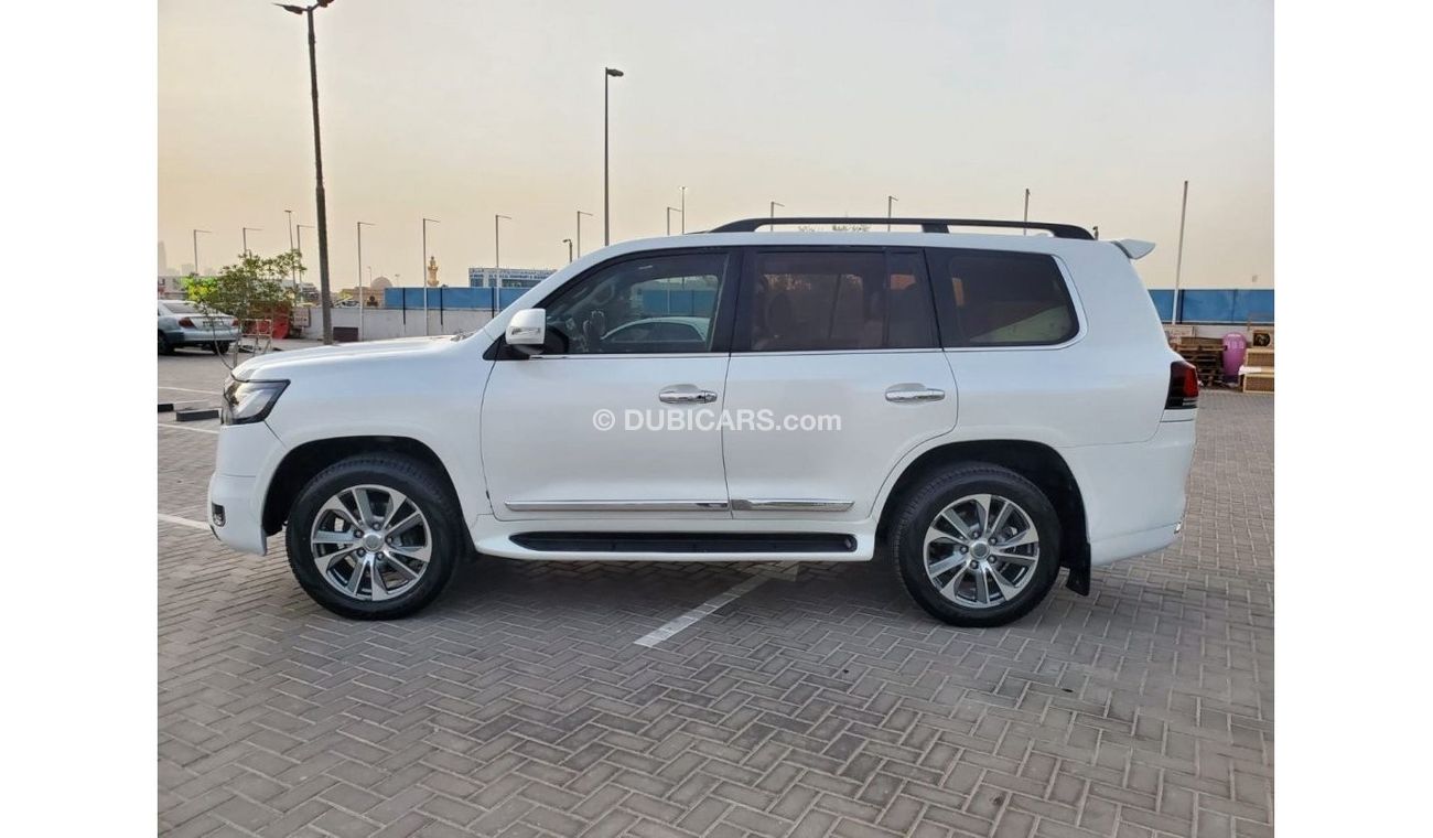 Used Toyota Land Cruiser 2013 Face-Lifted 2022 LC300 Petrol V8 4WD GCC ...