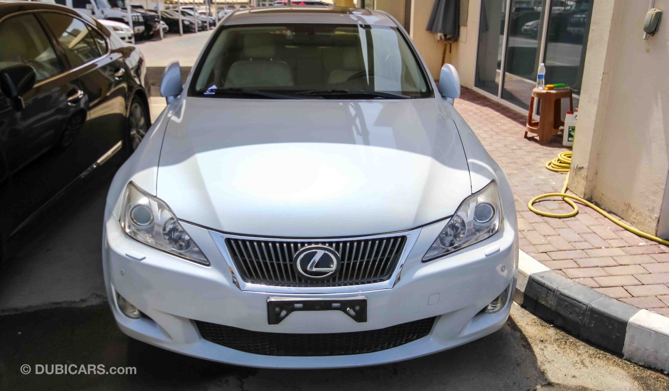Used Lexus IS300 2009 for sale in Sharjah - 119204