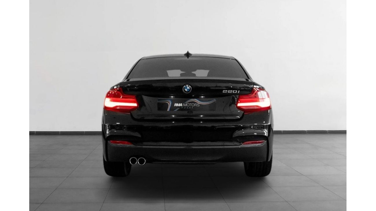 Used BMW 220i Std 2018 for sale in Dubai - 736534