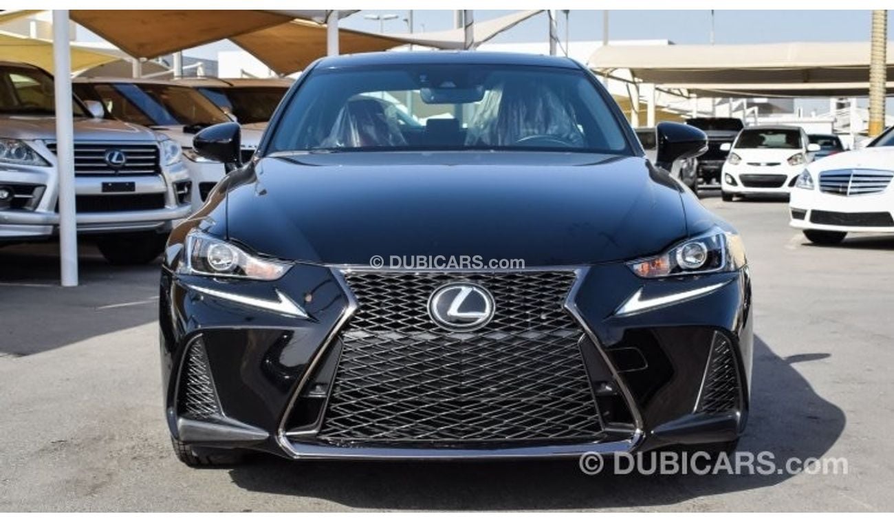 Used Lexus IS300 2018 for sale in Dubai - 236406